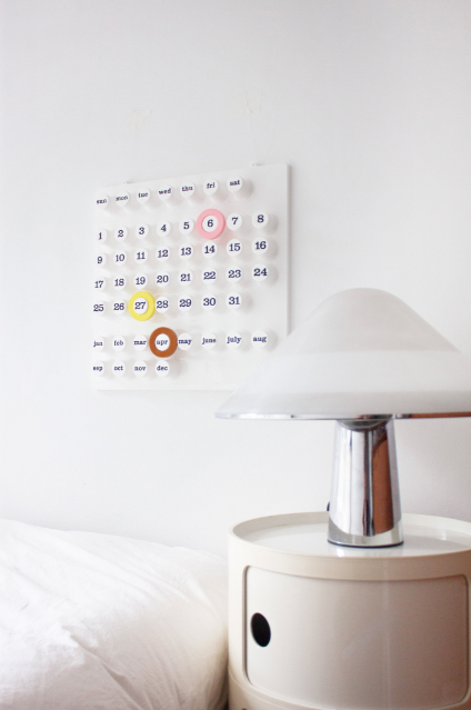 Ring a Date | Ring a date Calendar, white